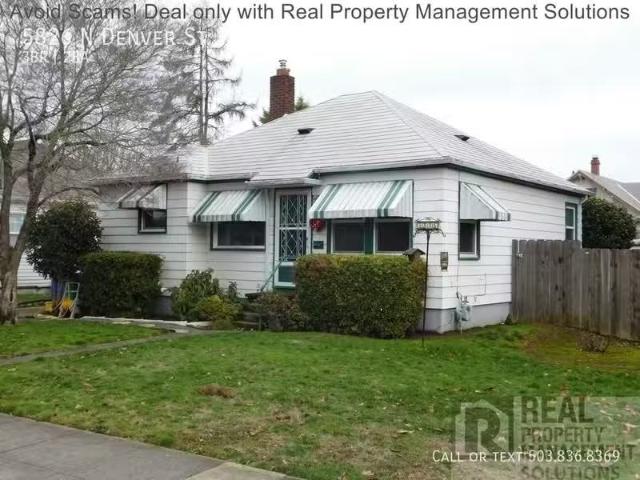 Charming 3 Bedroom 2 Bath 1660 sq ft Home in Overlook 5826 N.