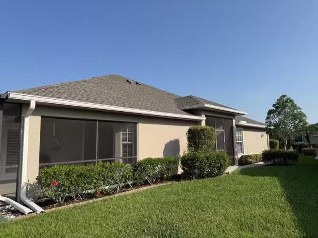 Charming 3 Bedroom, 2 Bathroom Villa with Den in Gated Sabal T.