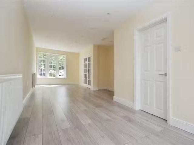 Deal! 3 bedroom Mid Terrace House to rent, Gilpin Crescent, Wh.