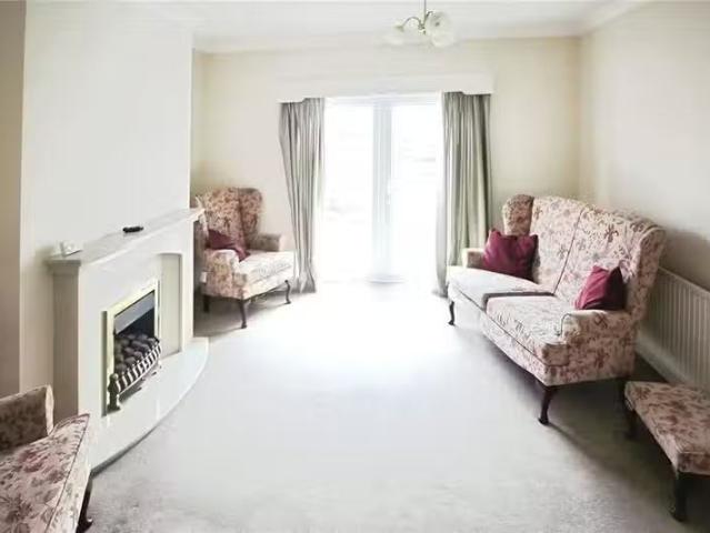 Just in! 3 bedroom Semi Detached House to rent, Moreton Road.