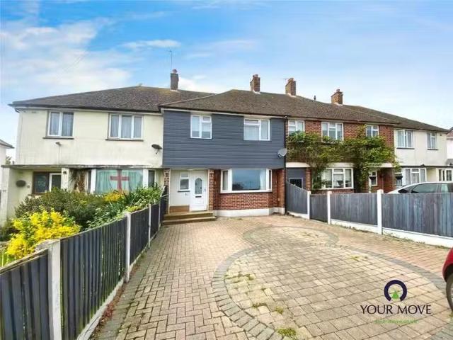 Nice 3 bedroom Semi Detached House to rent, Hugin Avenue, Broa.
