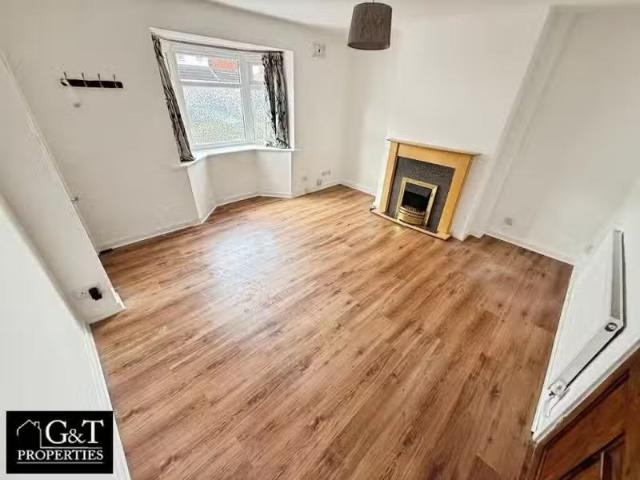 Just in! 3 bedroom semi detached house for rent in Grange Road.