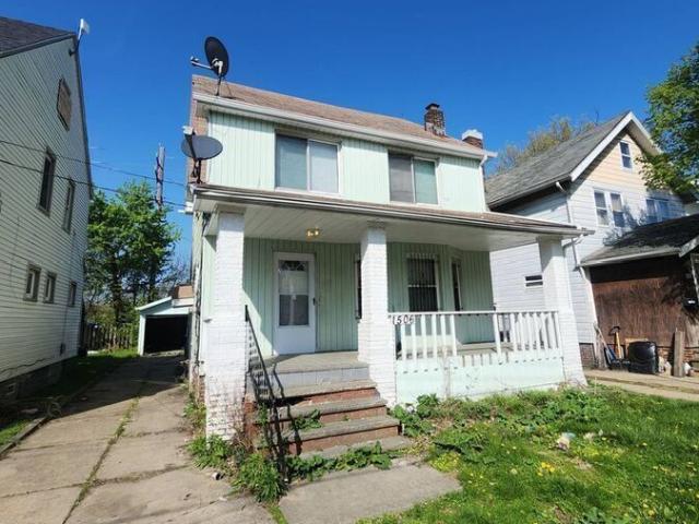 Charming 3 Bedroom Property in Prime Location