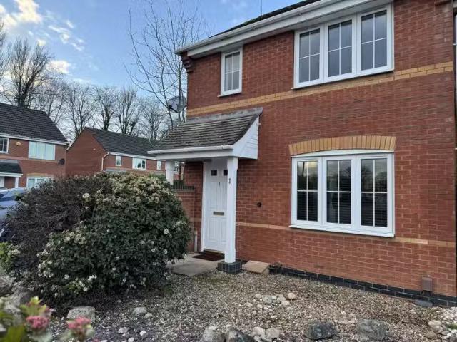 Deal! 3 BR Colts Close, Burbage, HINCKLEY