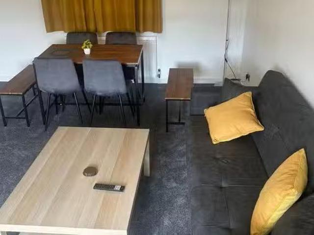 Just in! 3 BR Laurenstone Terrace