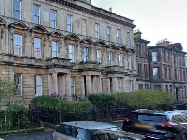 Charming 3 BR Property to rent in 111 Hill Street, G3