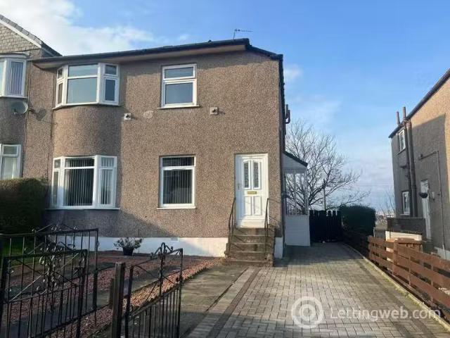 Deal! 3 BR Property to rent in 139 Croftside Avenue G44 5NG