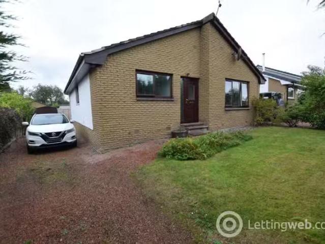Cozy 3 BR Property to rent in 22A, Northfield Road, Guildtown.