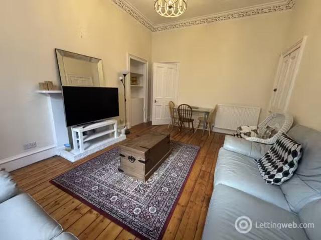 For Rent! 3 BR Property to rent in 29 Oxford Street, Edinburgh.