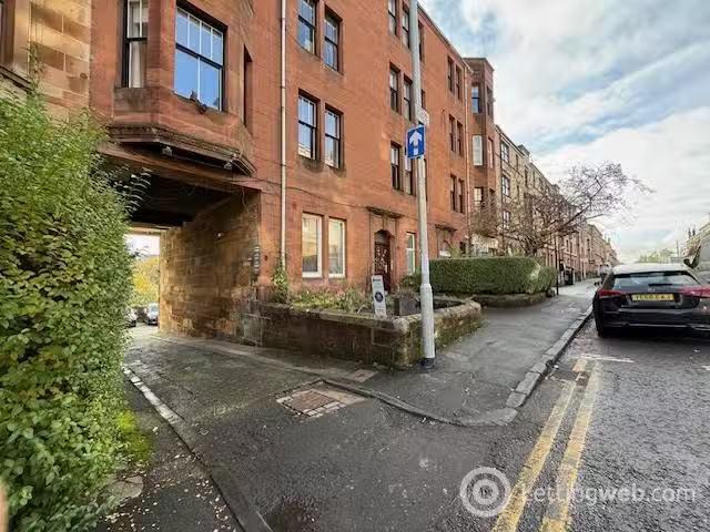 Charming 3 BR Property to rent in 57 Otago street, G12