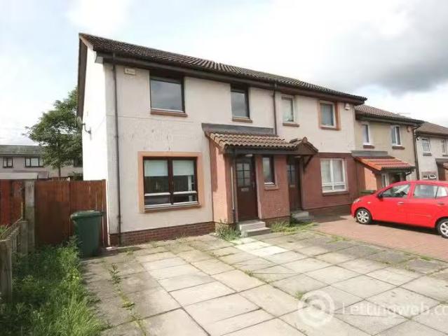 Nice 3 BR Property to rent in Craigour Drive, Moredun, Edinburgh