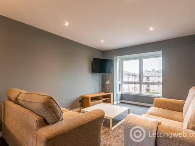 Deal! 3 BR Property to rent in Sienna Gardens, Edinburgh, EH9