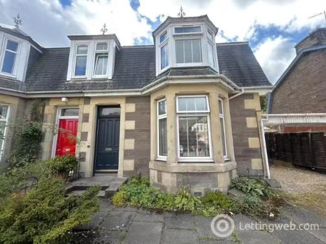 Charming 3 BR Property to rent in Rose Crescent Perth