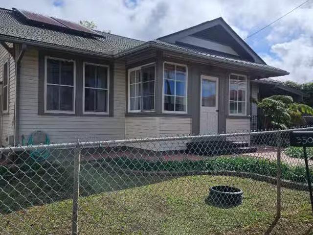 Charming 3bd 3ba Plus Family Room and Office Single Family in.
