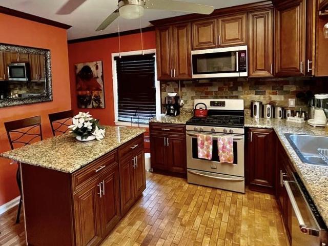 Charming 3BR 1.5BA Home in the Historic Just Us N