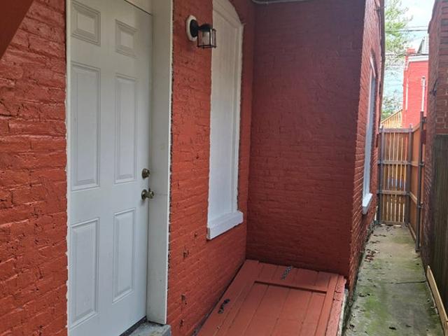 Charming Townhouse in Hagerstown | 1.5 Bath | $135
