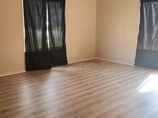 Charming Apartment for Rent – Thurston St, Akron, OH 44320 3 Bedroom Apartment for Rent at Thurston St, Akron, OH 44320 West Akron