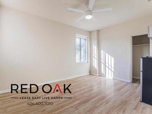 Charming Bachelor with Air Conditioning, In Unit Storage, and All Utilities Included ~ In the Heart of L.A.!