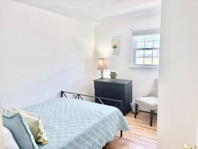 Charming bedroom house with AC in Stafford Townshi