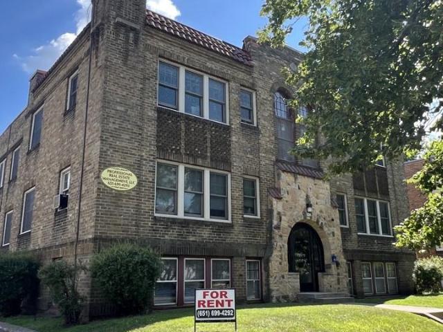 Charming Brick Historic Apartment in the Heart of Vibrant Hamline Studio Apartment for Rent at 1642 Charles Ave, St. Paul, MN 55104 Hamline Midway