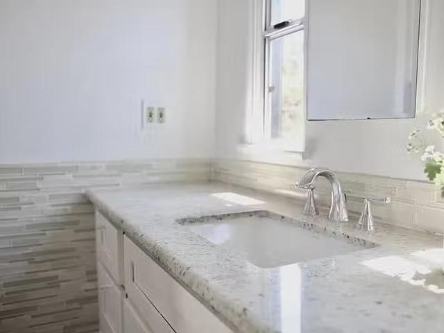 Charming bright and cheery Venice house, Apartments in Los A.