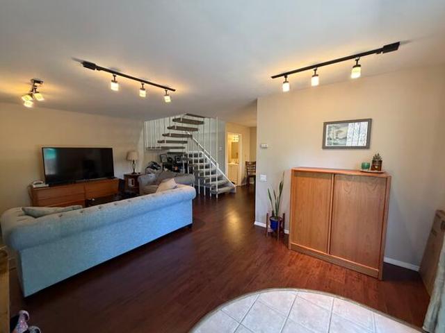 Charming Condo in a quiet neighborhood