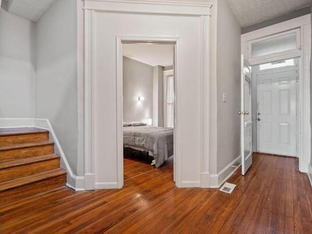 Charming & Cozy Baltimore Home Northwest Community Utilities & WiFi Included