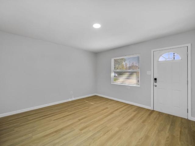 Charming Duplex in the Heart of Tampa 1 Bedroom Apartment for Rent at 5106 E Columbus Dr, Tampa, FL 33619 Florence Villa