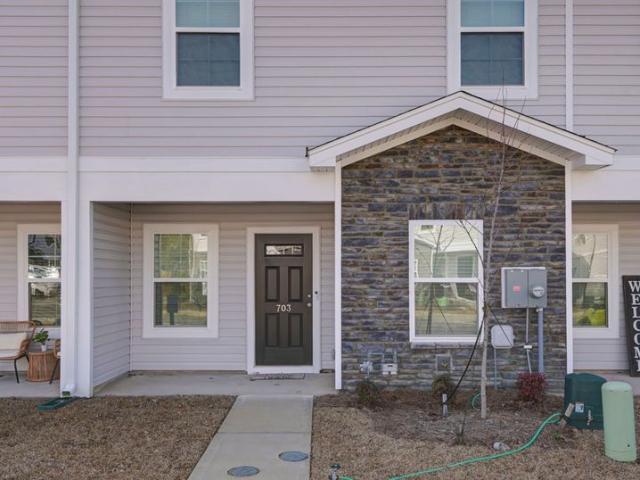 Charming & Energy Efficient 3 Bedroom Home for Rent – 703 Wild Duck Lane