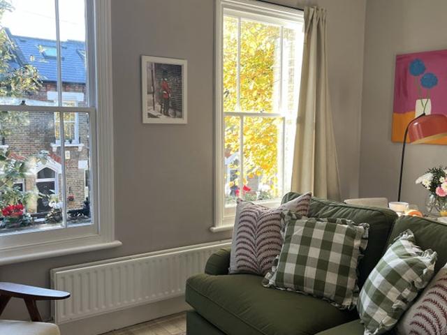 Charming flat. near Clapham Junction and Battersea