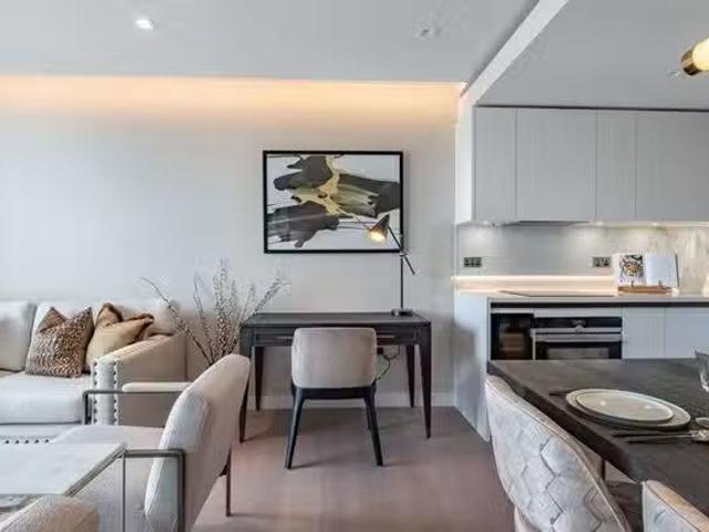 Cheap Flat to rent in Garrett Mansions, Edgware Road, London W2