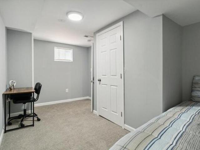 Charming Frankford Screened Porch Spacious Backyard Private Retreat Relaxing Vibes Feel At Home