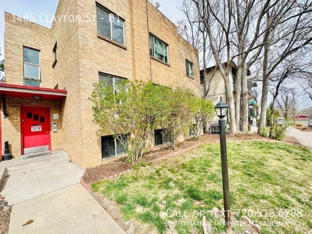Charming Garden Level Apartment with Vintage Character in Congress Park UTILITIES INCLUDED