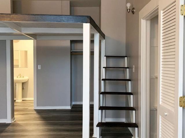 Charming Historical Building at 1710 6th Ave Near Lake Merrit Studio Apartment for Rent at 1714 6th Ave, Oakland, CA 94606 Merritt