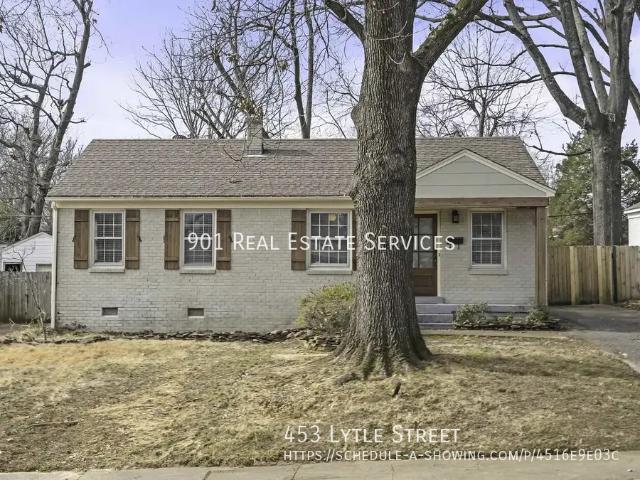 Charming Home in High Point Terrace
