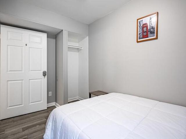 Charming Home in Tranquil Atlanta Neighborhood – Move In Ready!