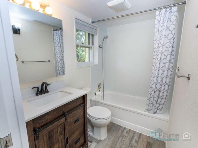 Charming Multi 2 Bedroom Apartment for Rent at 365 16th St Se, Salem, OR 97301 Southeast Salem