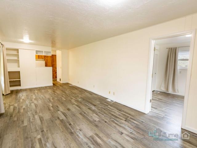 Charming Multi Unit Living in Prime Northeast Salem Location