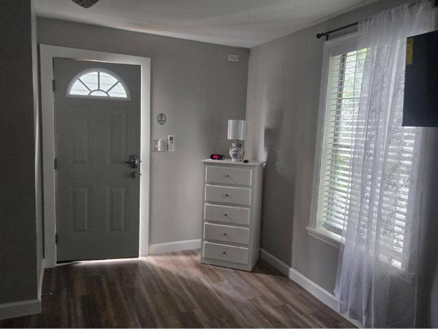 Charming newly stylish studio
