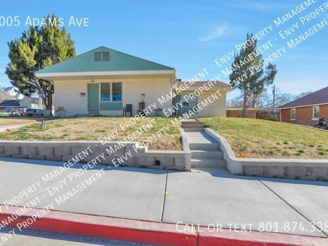 Charming Pet Friendly 2 Bed 1 Bath Tri Plex Unit in Convenient Ogden Location! Available NOW!