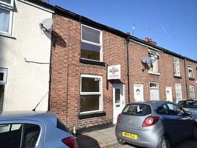 Deal! Pool Street, Macclesfield, 2 bedroom, Terraced