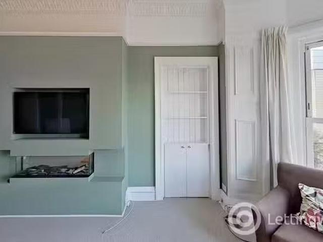 Unique Property to rent in Mc Donald Road, Edinburgh, EH7