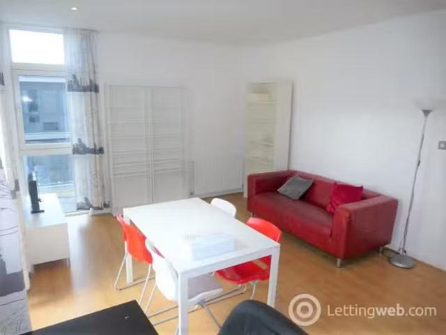 Unique Property to rent in Oswald Street, Glasgow, G1 4PE