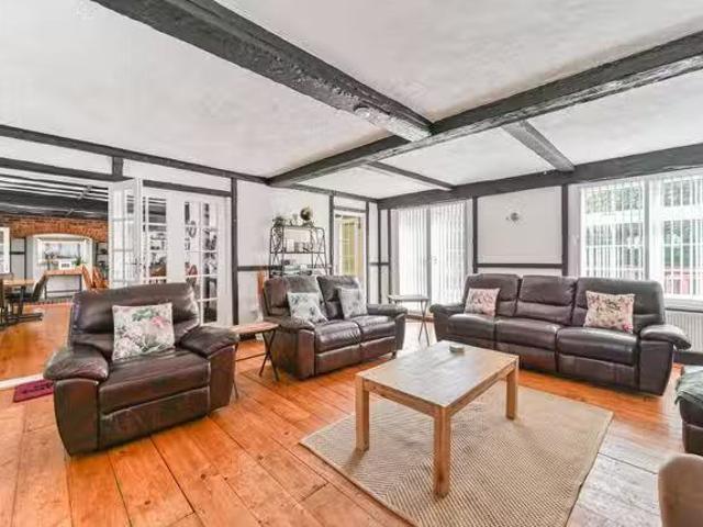 Nice Property to rent in Bleak Hill Lane, Plumstead, London SE18