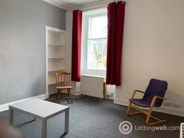 Charming Property to rent in Dalmeny Street, Leith, Edinburgh
