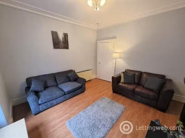 Just in! Property to rent in Esslemont Avenue, Rosemount, Aber.