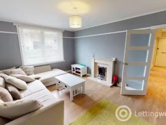 Deal! Property to rent in Froghall Avenue, Froghall, Aberdeen.