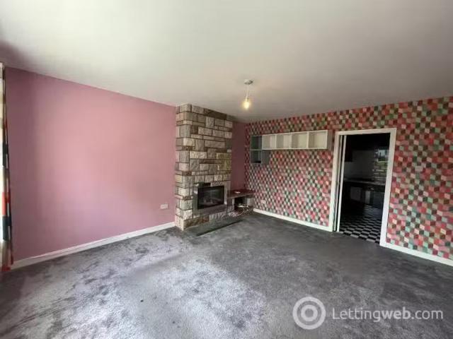Rental! Property to rent in Gilmerton persons Drive,, Edinbur.