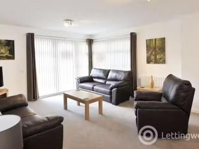 Nice Property to rent in Hammerman Avenue, Aberdeen, AB24