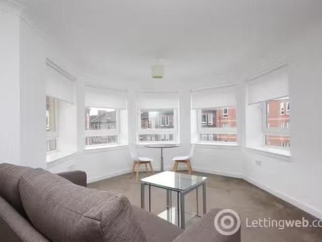 Deal! Property to rent in Hillfoot Street,, Glasgow, G31 2NQ